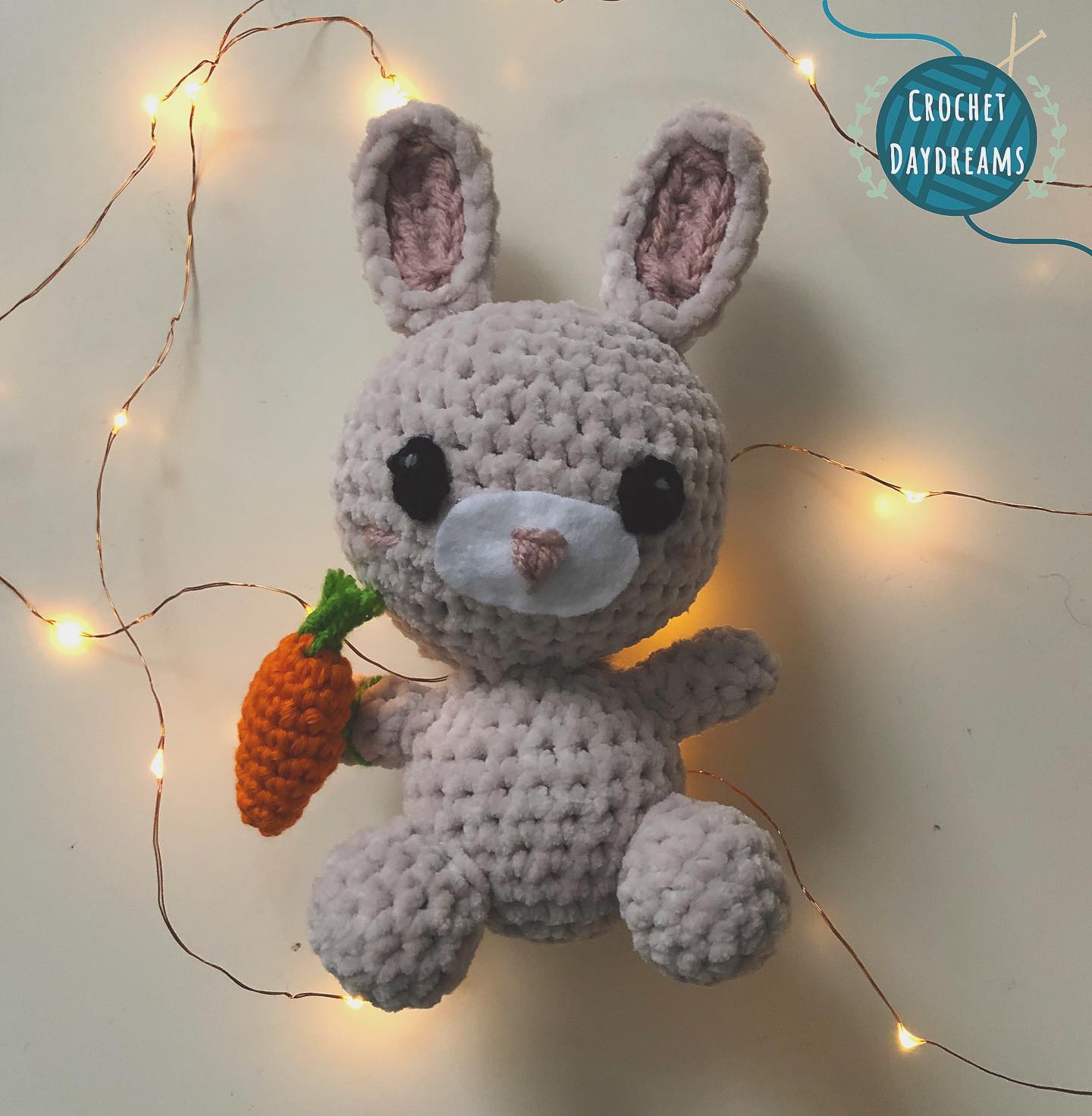 Carrot Bunny Amigurumi Free Crochet Pattern – Amigurumi
